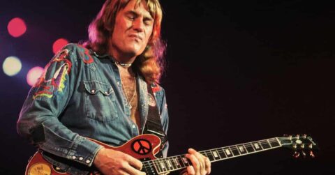 Jeff Beck - Behind The Veil