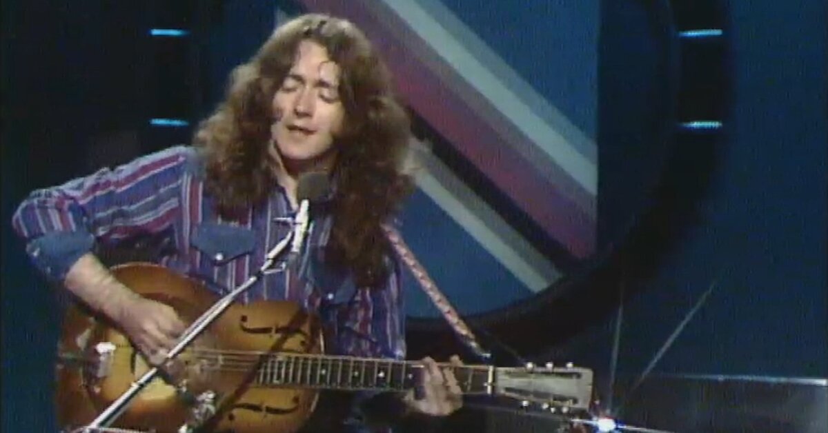 Stunning Acoustic Live Performance of Too Much Alcohol - Rory Gallagher