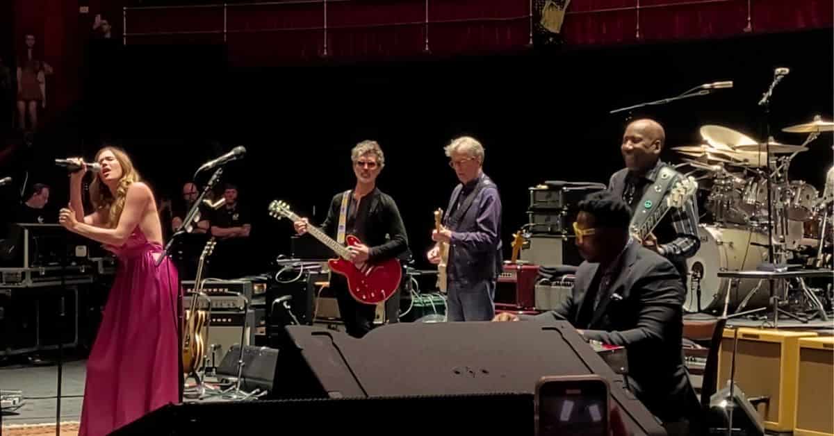 Alison Krauss and Robert Plant - Can't Let Go