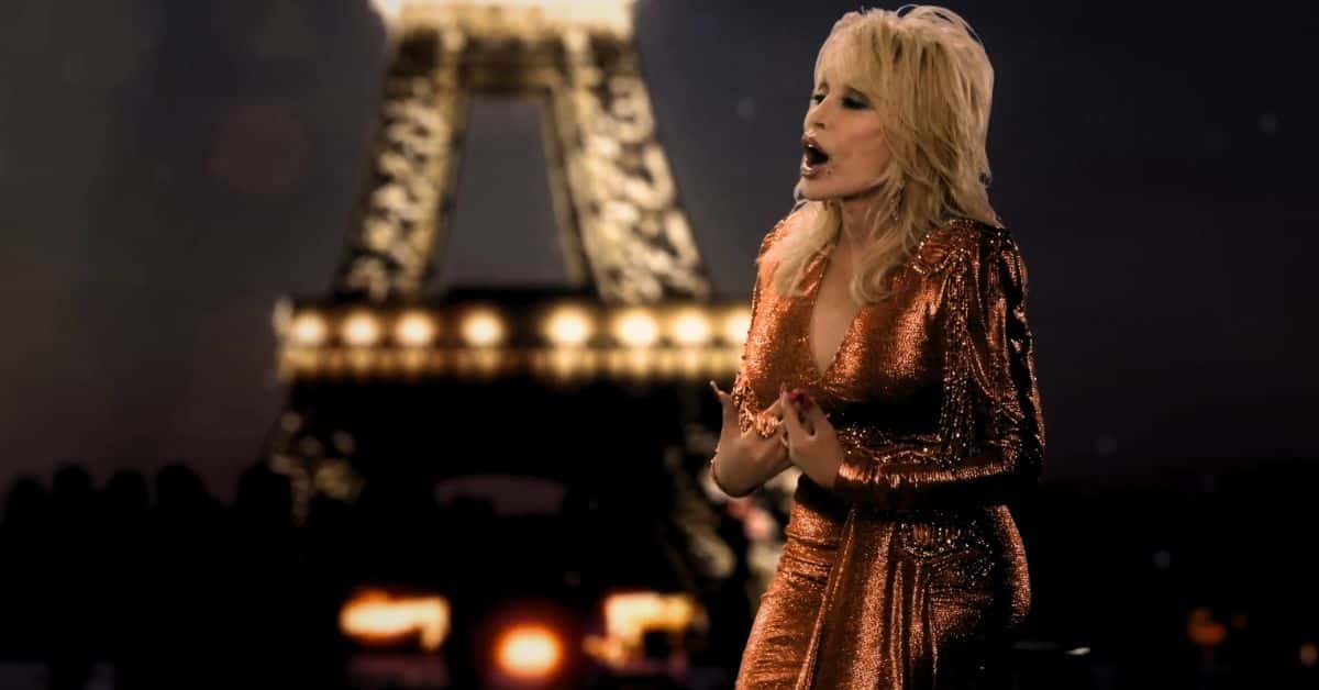 Dolly Parton Reigns Supreme in "We Are the Champions/We Will Rock You