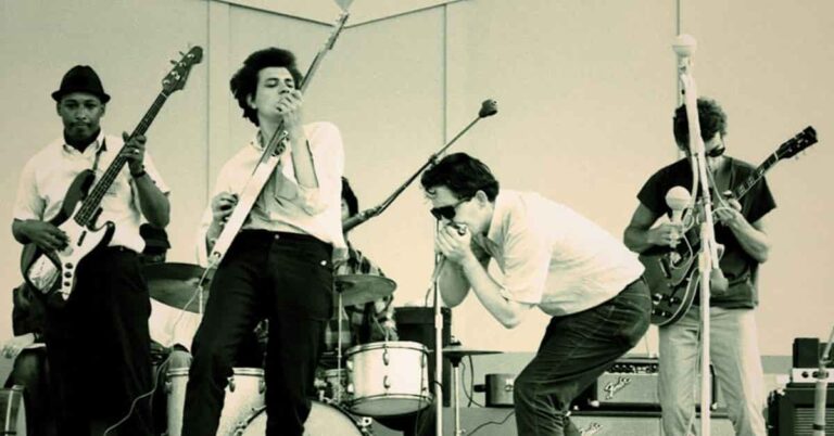 Rubber Biscuit by The Blues Brothers – Live at Winterland 1978